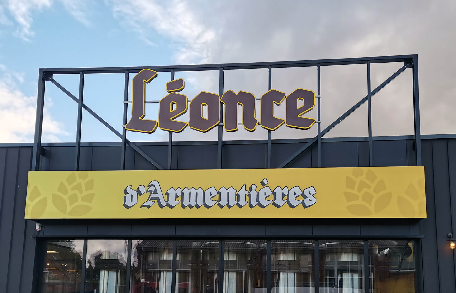 Fabriquer Une Enseigne Lumineuse LED, PVC Lens, Tourcoing & Valenciennes
